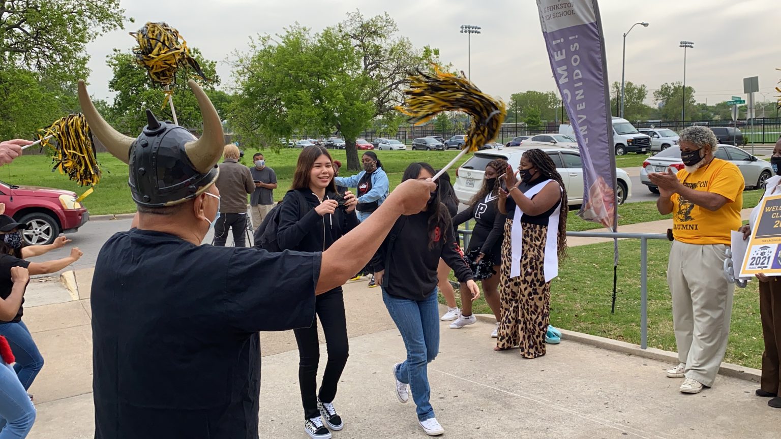 Pinkston seniors return to campus to prep for graduation – Dallas Free ...
