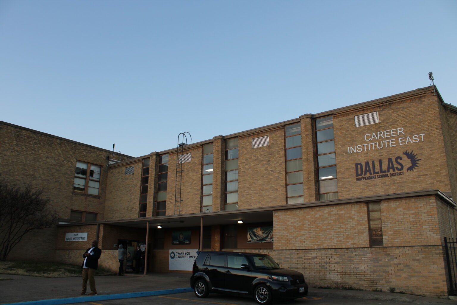 DISD Trustee Ed Turner names Career Institute East for his late ...